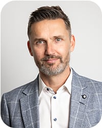 Senior executives | Pricer