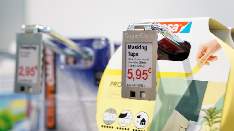 Pricer HangTAG - ESL for peg hook mounting and DIY stores | Pricer